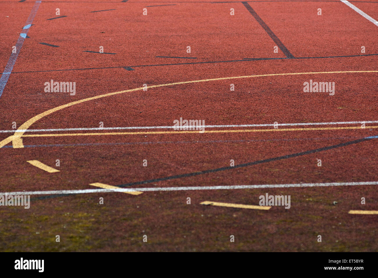 Piece of red basketball field Stock Photo - Alamy