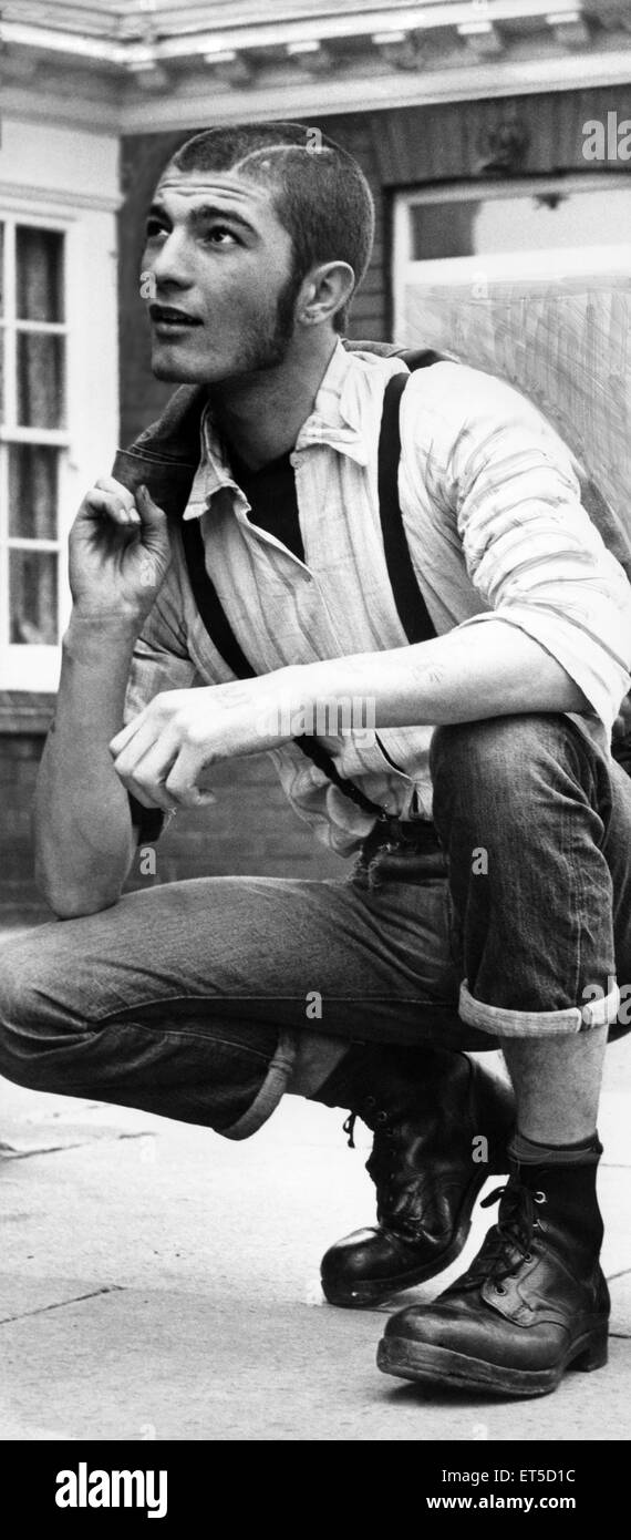 Male fashion model 1970s hi-res stock photography and images - Alamy
