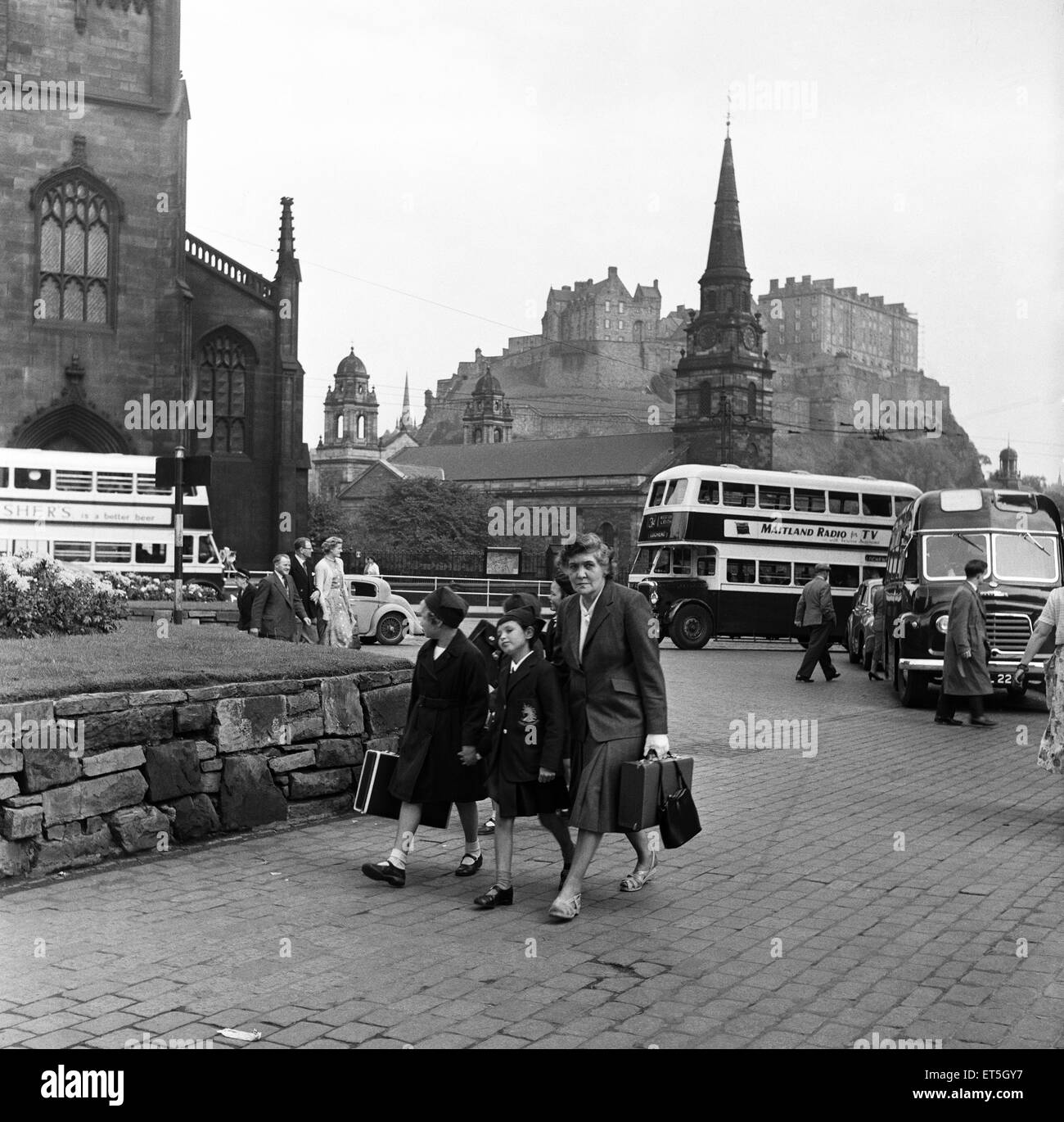 Views of Edinburgh, Scotland. September 1954 Stock Photo - Alamy