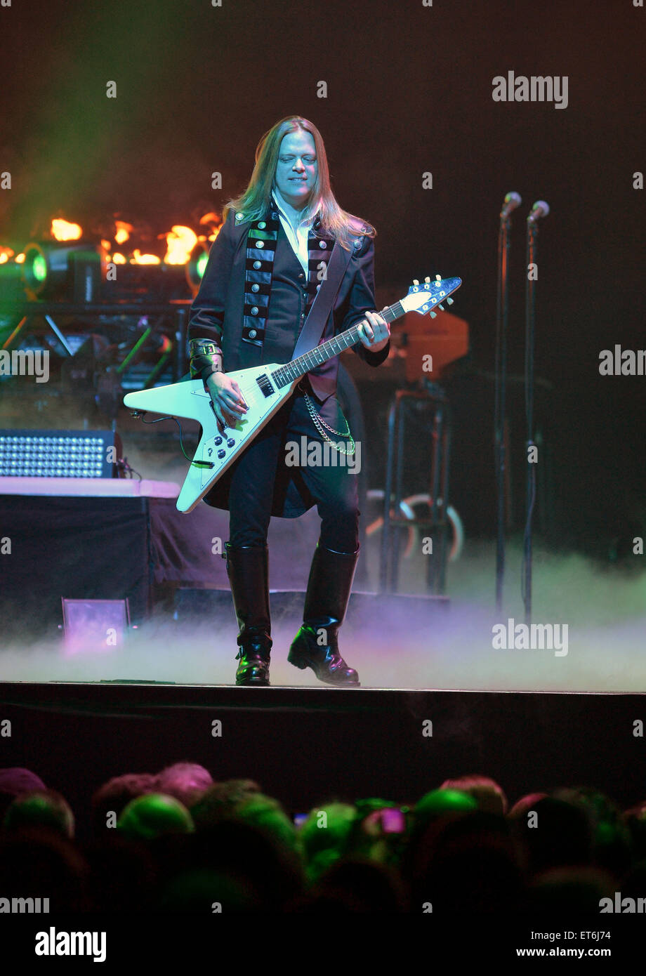 The Trans-Siberian Orchestra performs at the BB&T Center Featuring ...