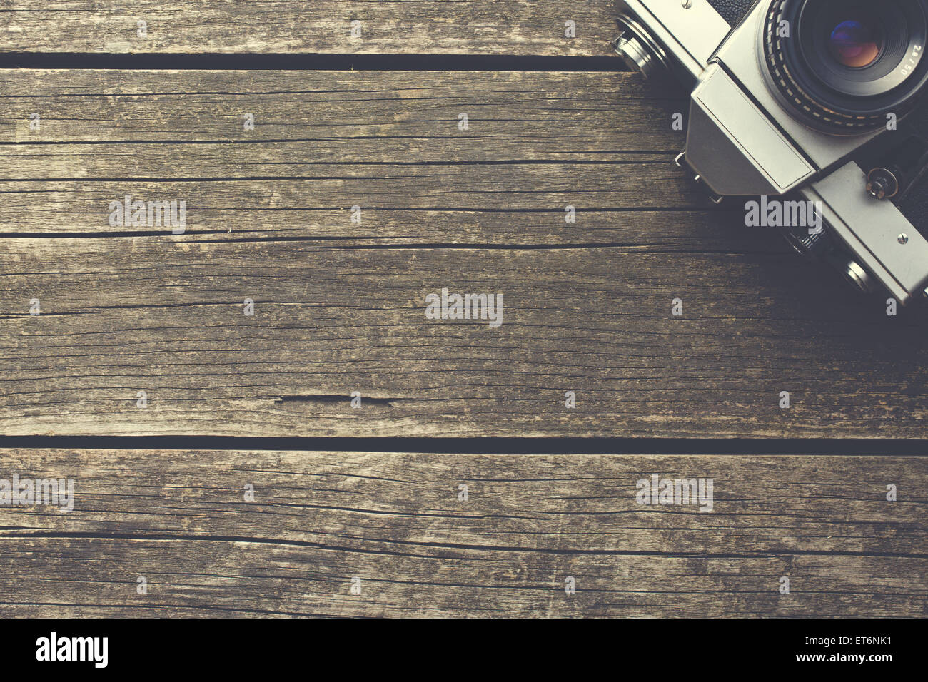Old vintage analog film camera hi-res stock photography and images - Alamy