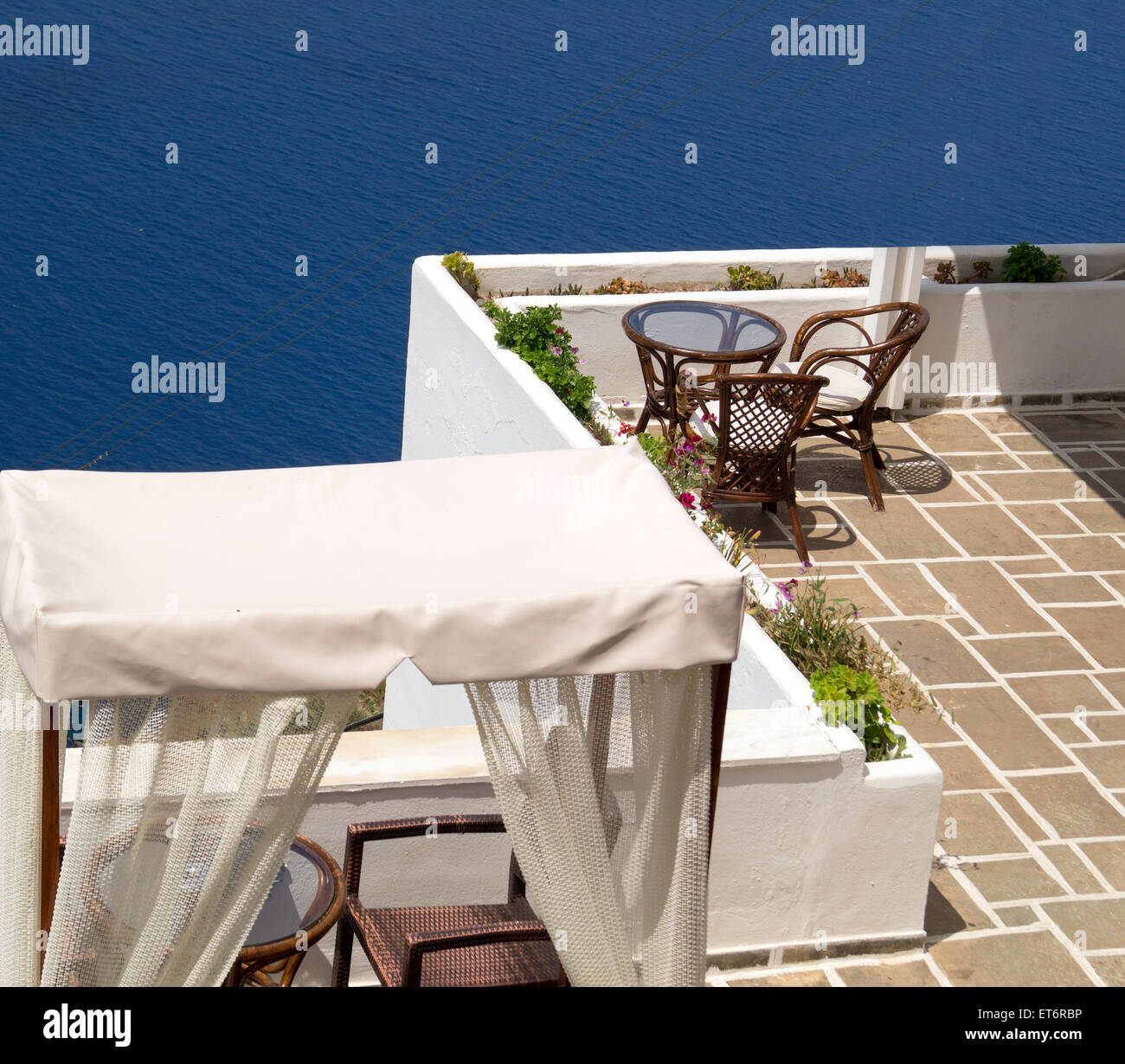Traditional Greek cafeteria on Santorini island, Greece Stock Photo - Alamy