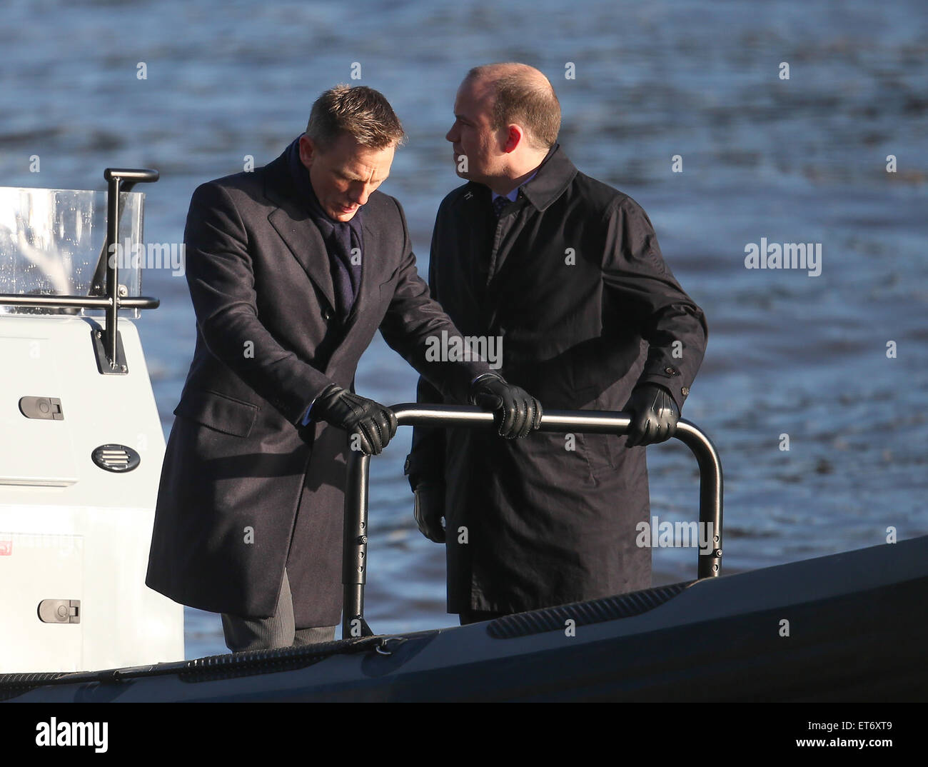 Daniel Craig and Rory Kinnear film a scene for the new Bond movie ...