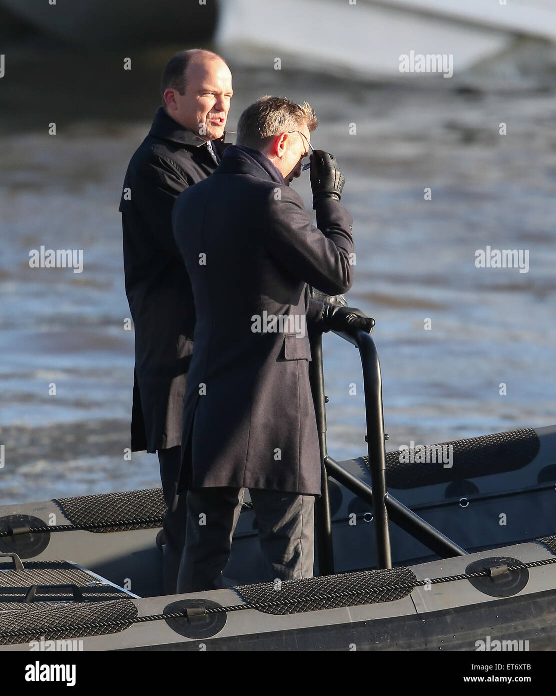 Daniel Craig and Rory Kinnear film a scene for the new Bond movie ...