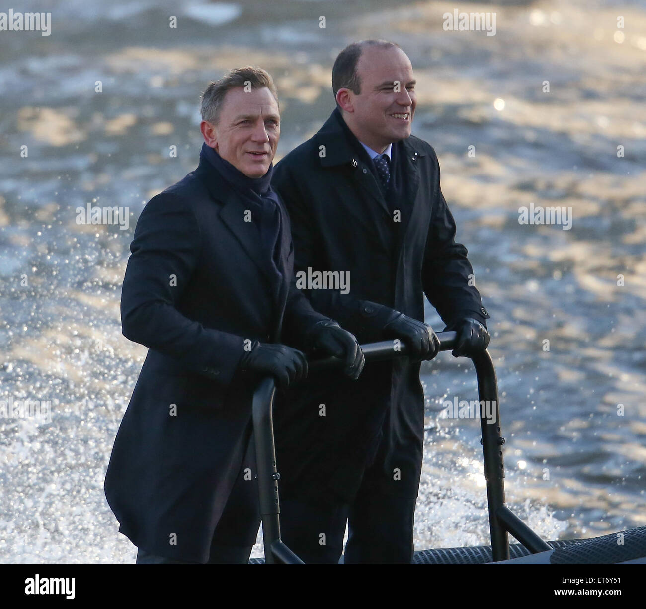 Daniel Craig and Rory Kinnear film a scene for the new Bond movie ...