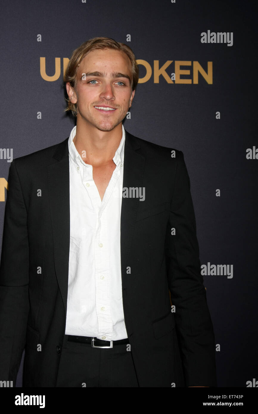 Angelina jolie louis mcintosh hi-res stock photography and images - Alamy