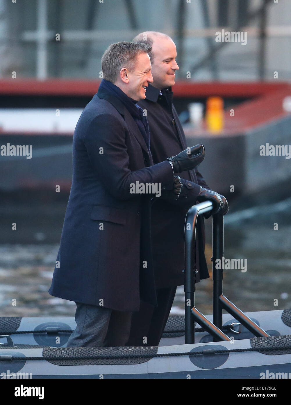 Daniel Craig and Rory Kinnear film a scene for the new Bond movie ...