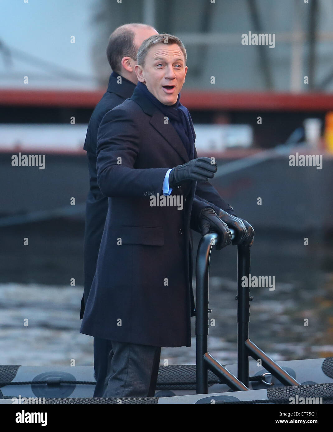 Daniel Craig and Rory Kinnear film a scene for the new Bond movie ...