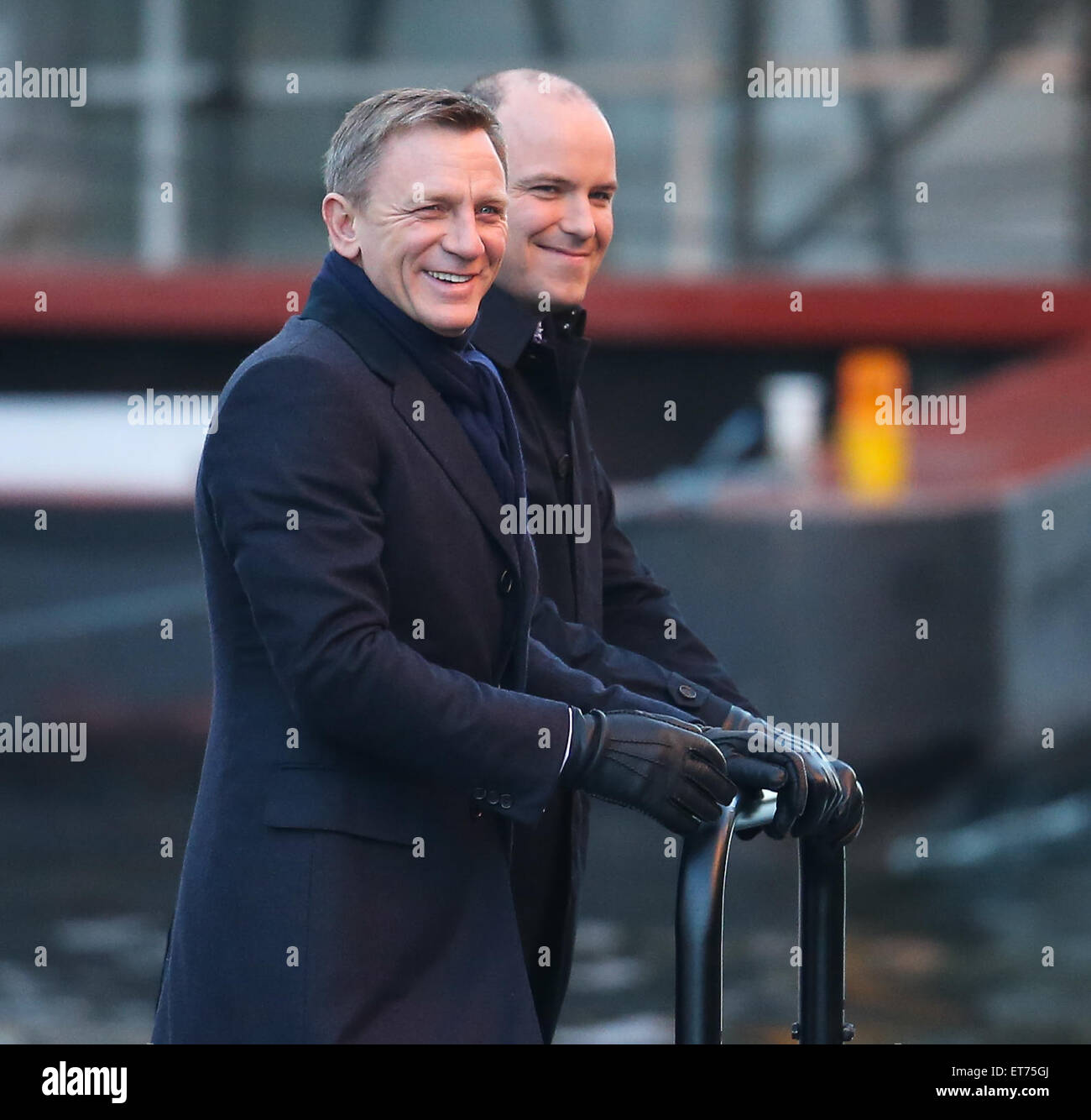 Daniel Craig and Rory Kinnear film a scene for the new Bond movie ...