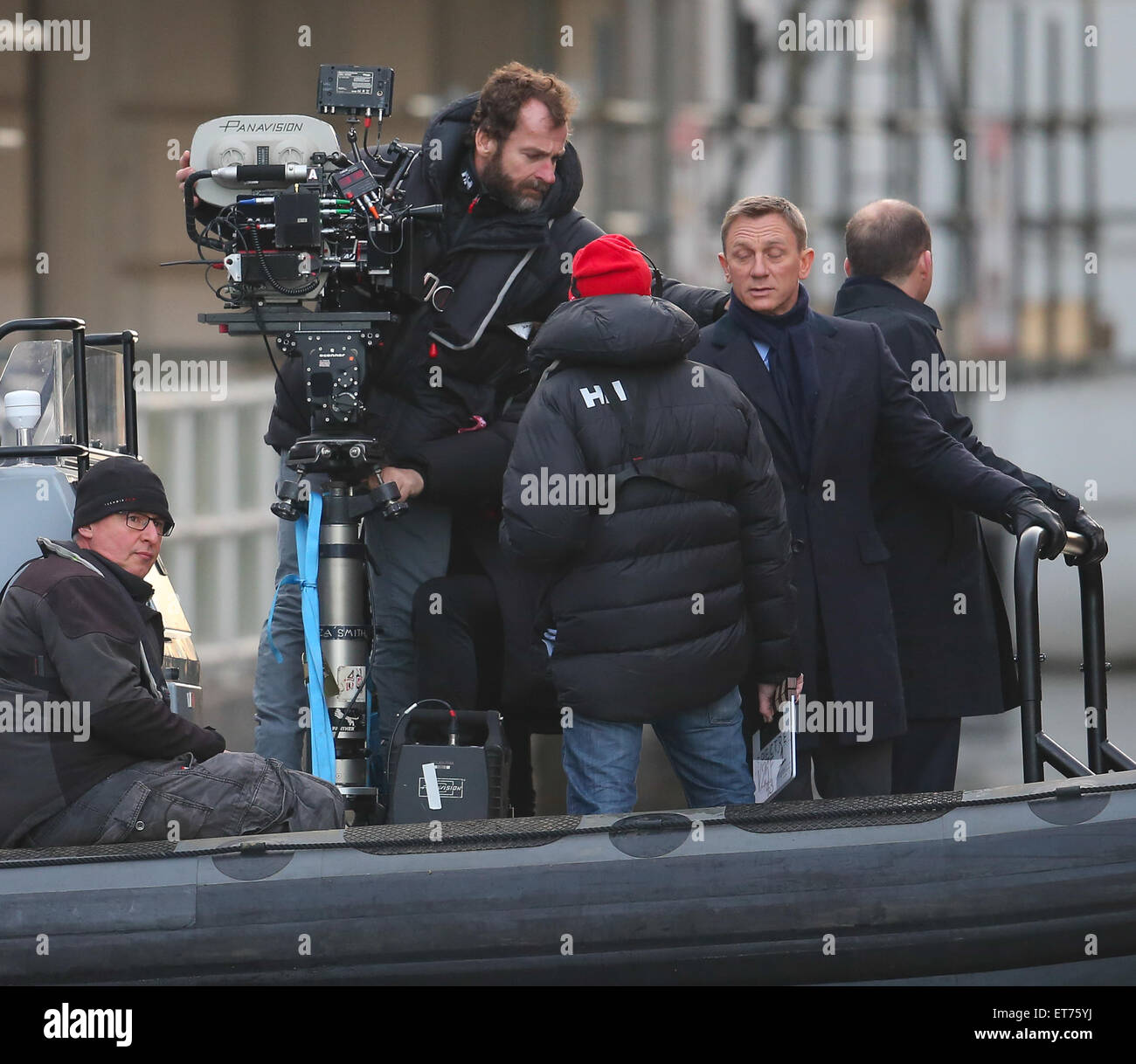 Daniel Craig and Rory Kinnear film a scene for the new Bond movie ...