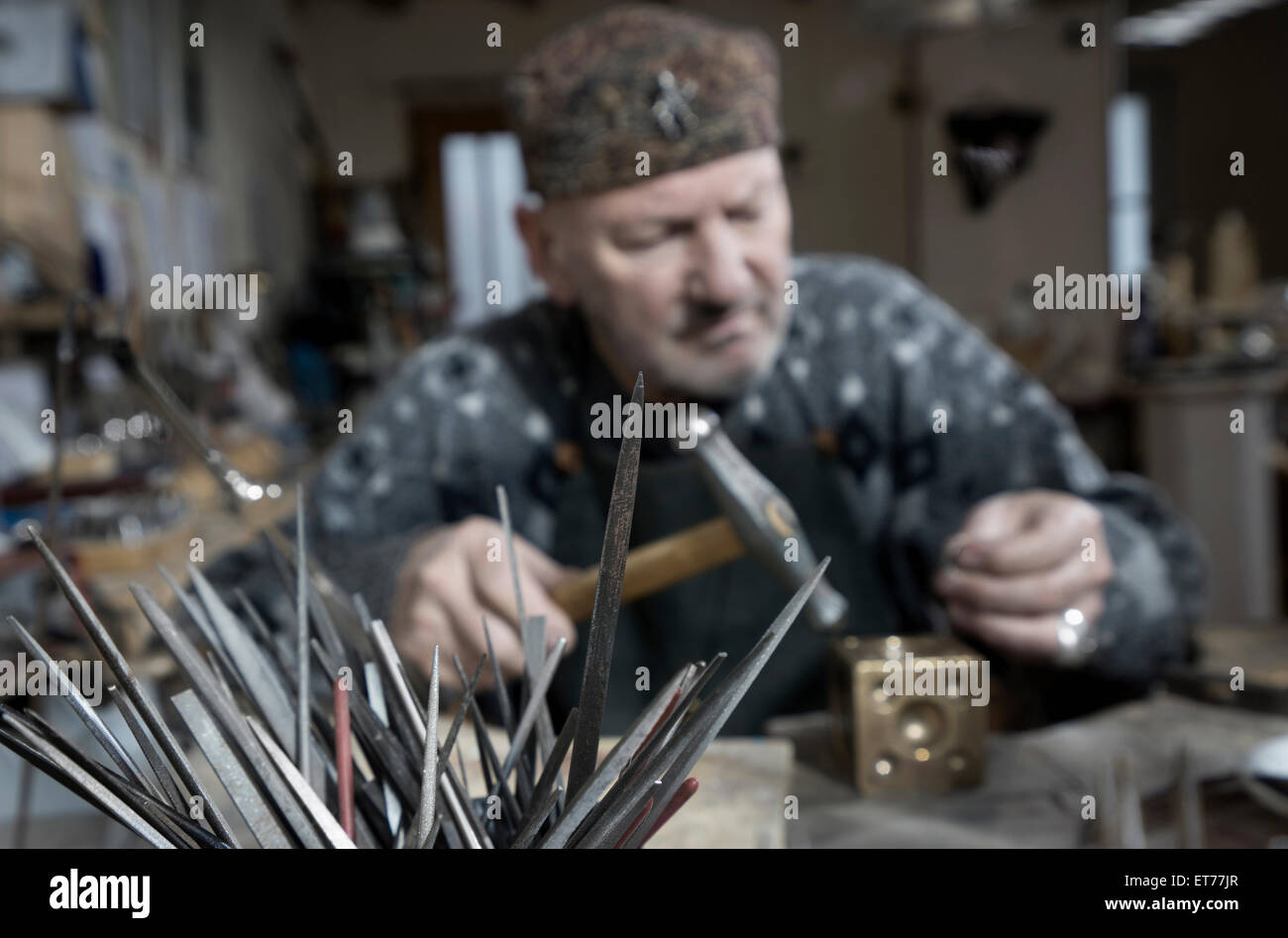 Metalworking craftsmanship hi-res stock photography and images - Alamy