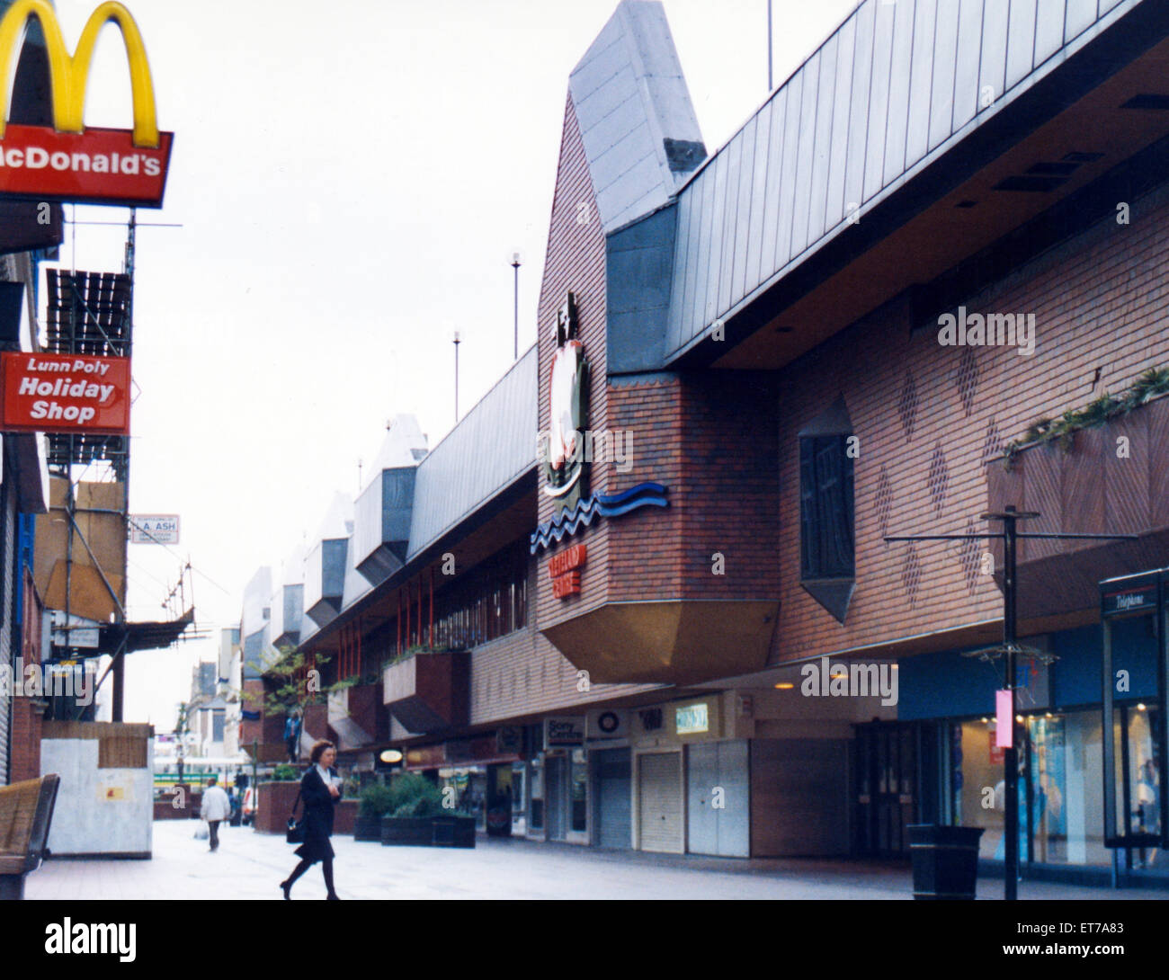 Cleveland Shopping Centre, Middlesbrough, 20th May 1994 Stock Photo - Alamy