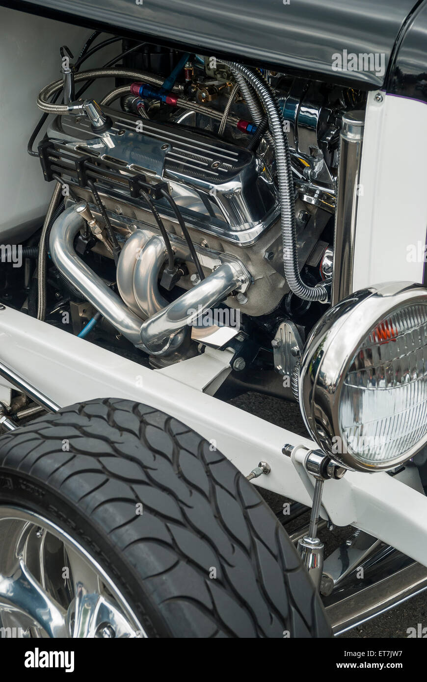 V8 engine in a classic American hot rod Stock Photo - Alamy