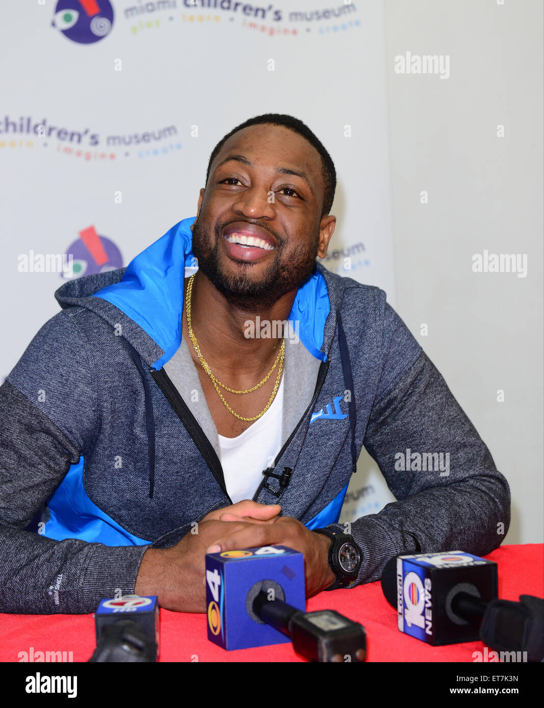 Dwyane Wade visits children with Wade's World Foundation during Holiday ...