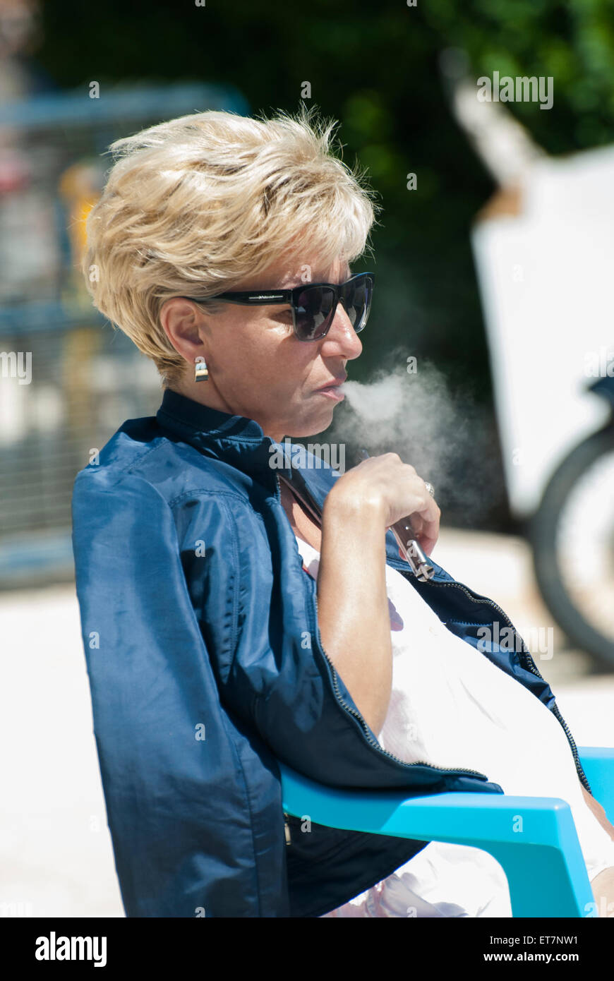Woman vaping hi-res stock photography and images - Alamy