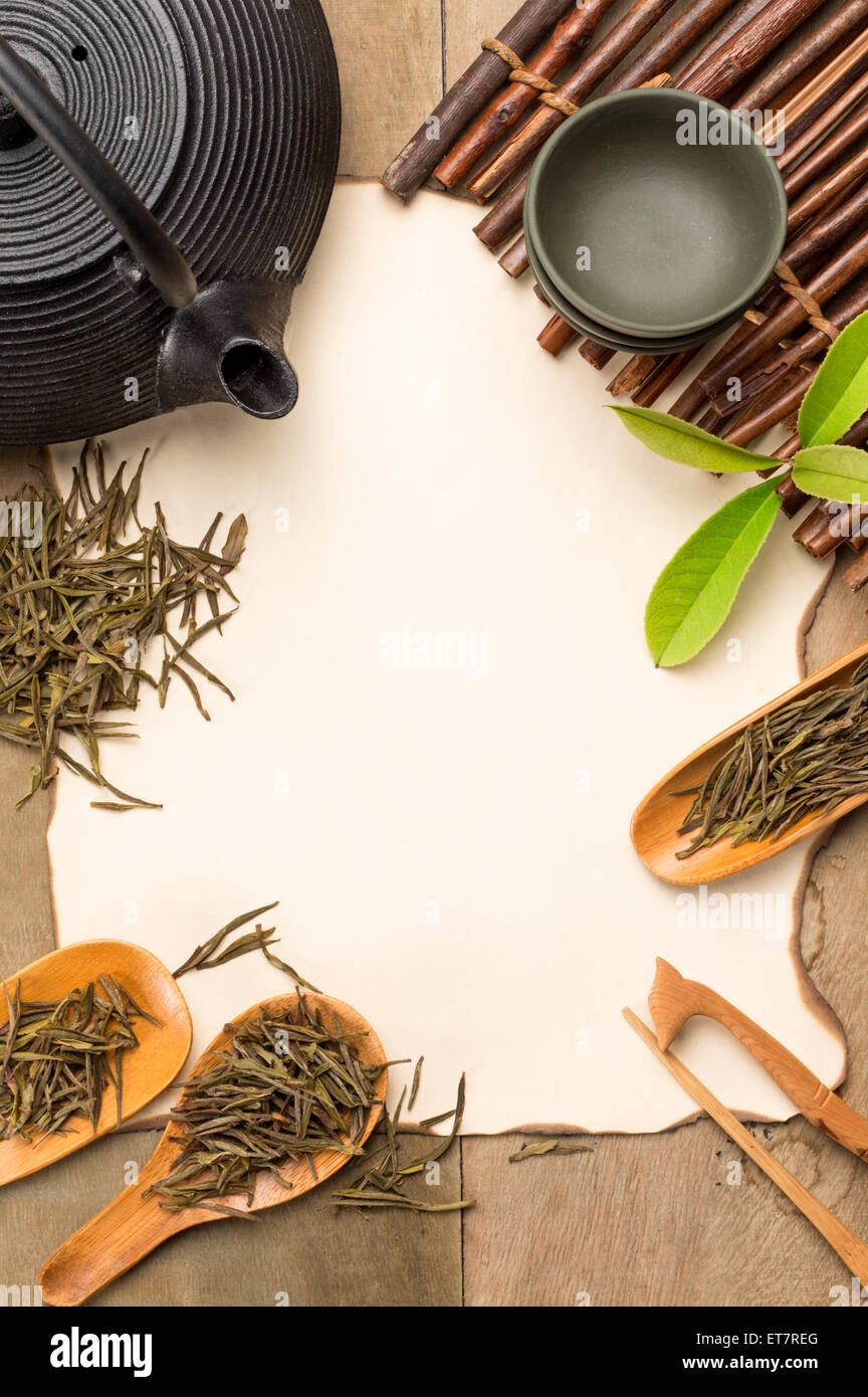 Tea leaves, Tea Set Stock Photo - Alamy