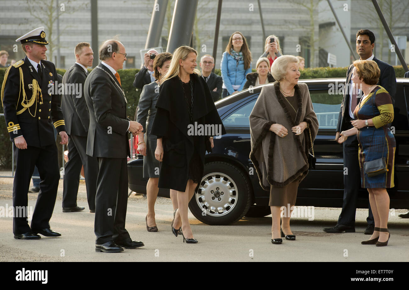 Princes Mabel and Princes Beatrix at Friso Ingenieursprijs 2015 ...