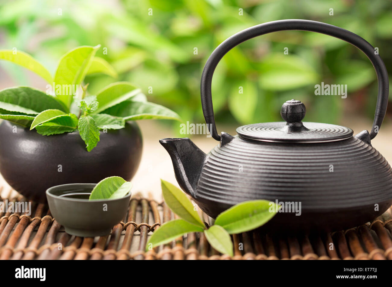 Tea, Tea leaves Stock Photo - Alamy