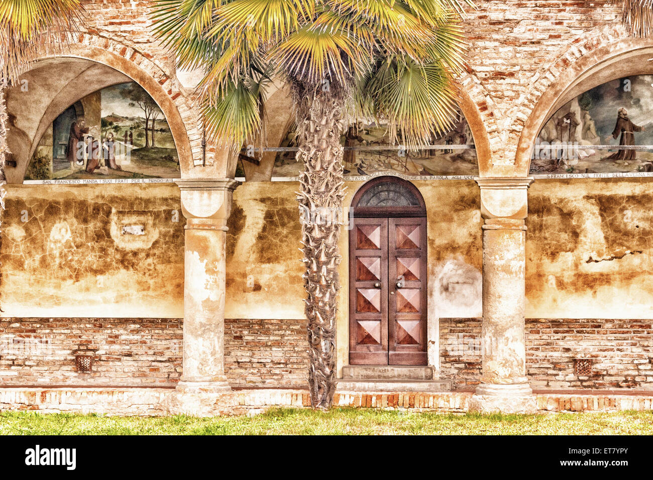 Archs and columns of Italian cloister of the XV century roman gothic ...