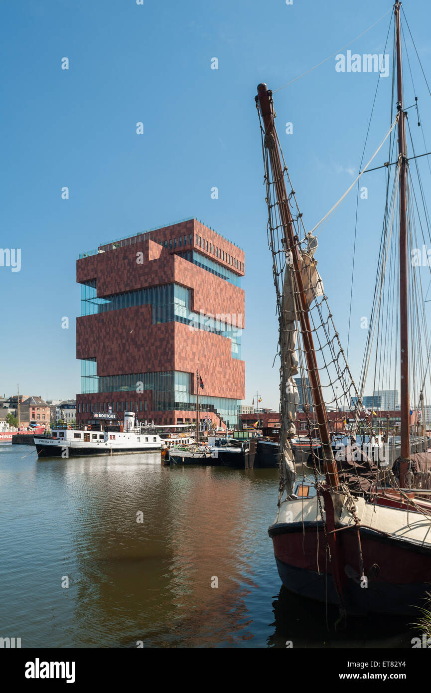 Belgium, Antwerp, view of the MAS and Bonapartedok Stock Photo - Alamy