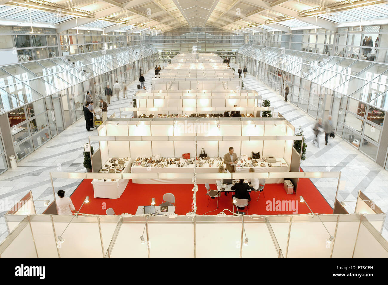 Exhibitor stalls hi-res stock photography and images - Alamy