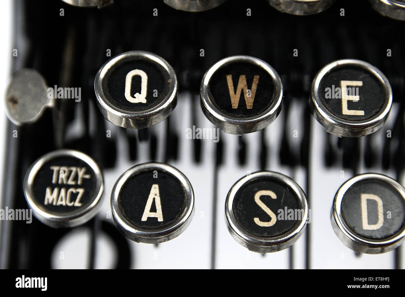Keys and details of the mechanism of an old typewriter Stock Photo - Alamy
