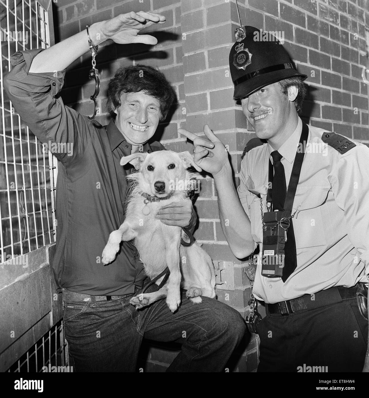 David De Val, Escapologist, 1st September 1983 Stock Photo - Alamy