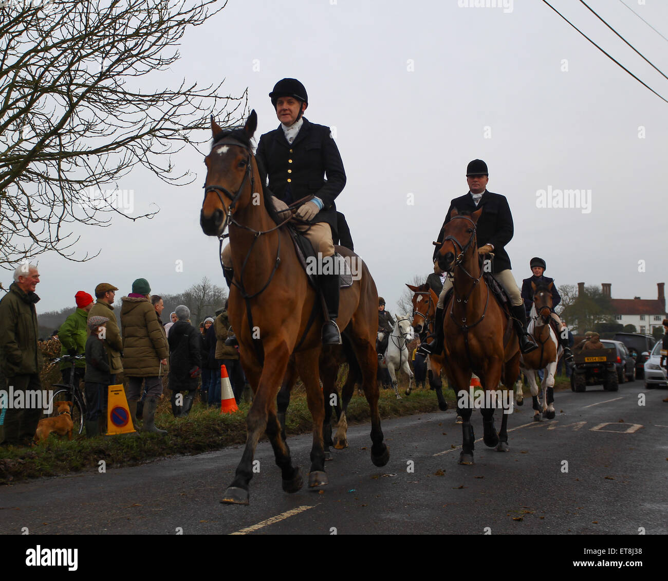 Puckeridge hunt gather traditional boxing hi-res stock photography and ...