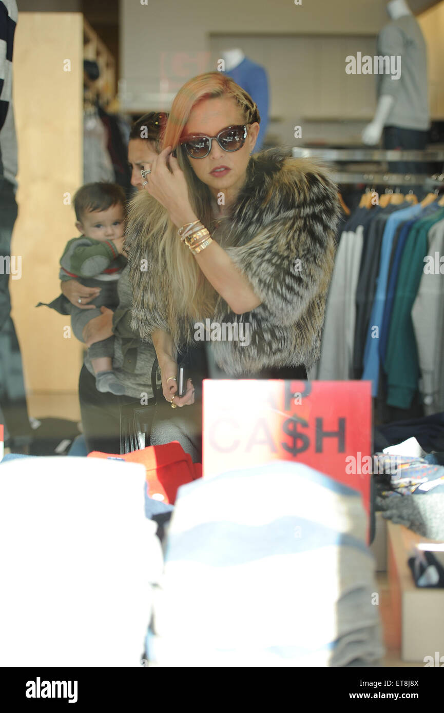 Rachel Zoe power shops at The Gap Featuring: Rachel Zoe Where: Los ...