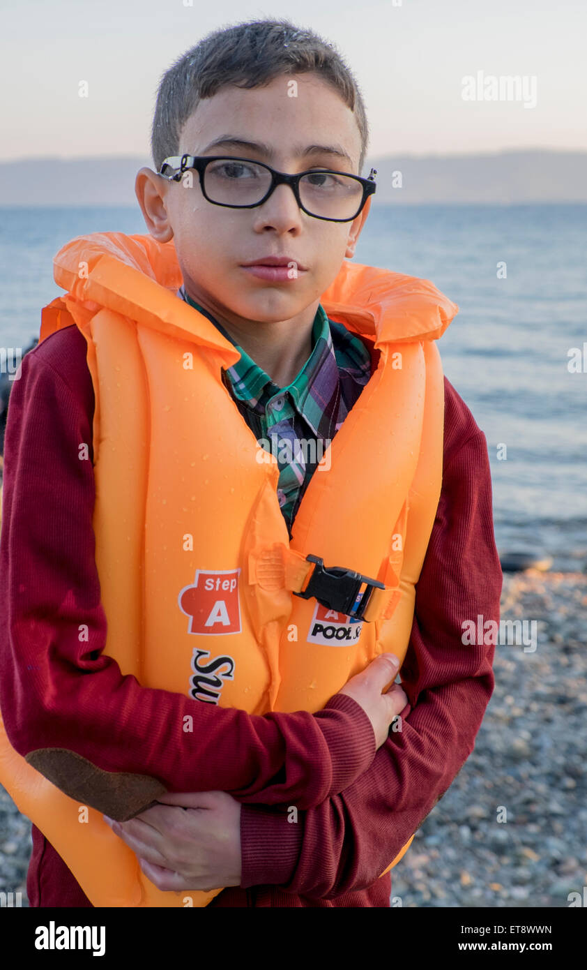 Refugee life jacket beach hi-res stock photography and images - Alamy