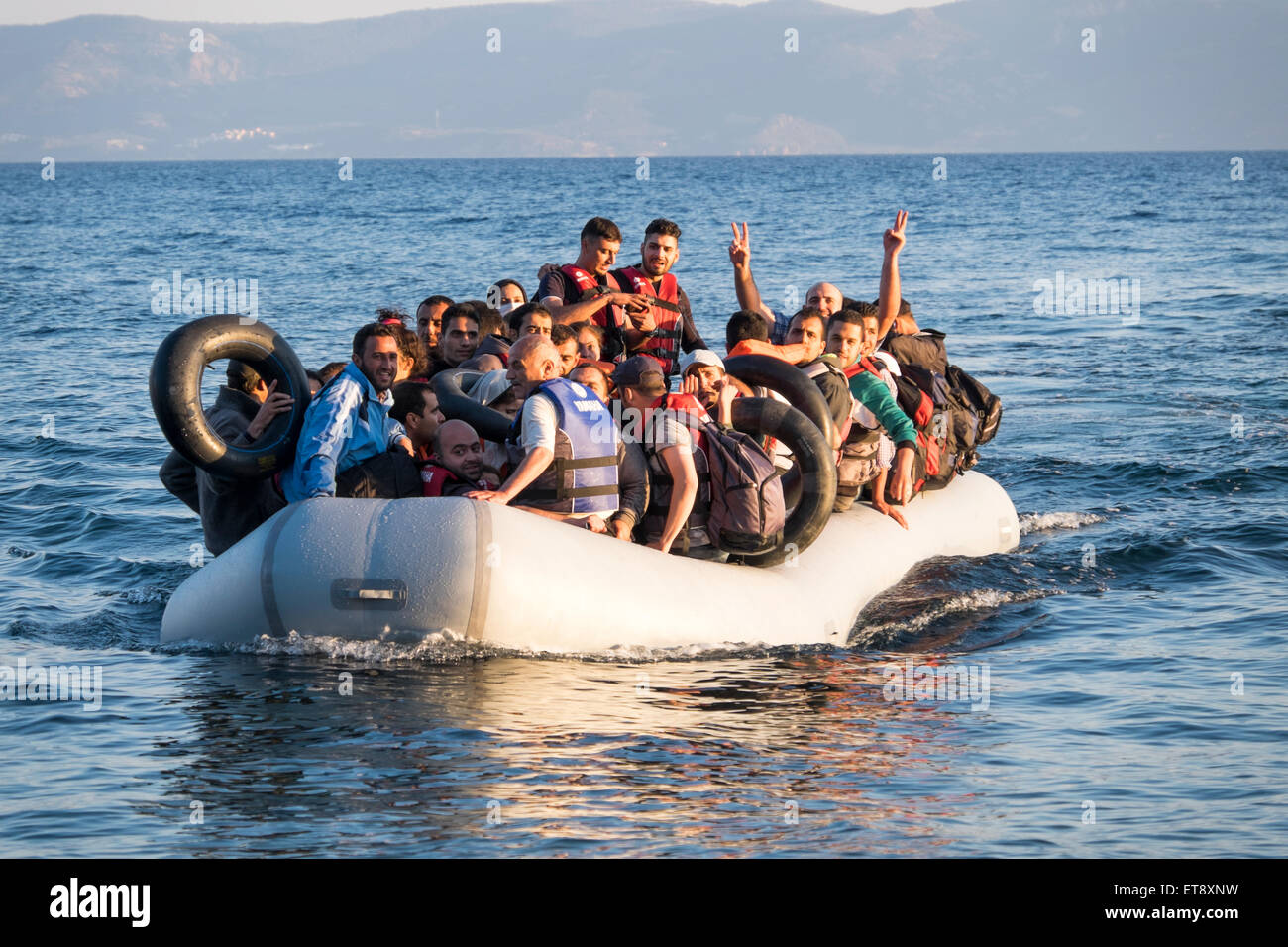Refugees Boat Syria Stock Photos & Refugees Boat Syria Stock Images - Alamy