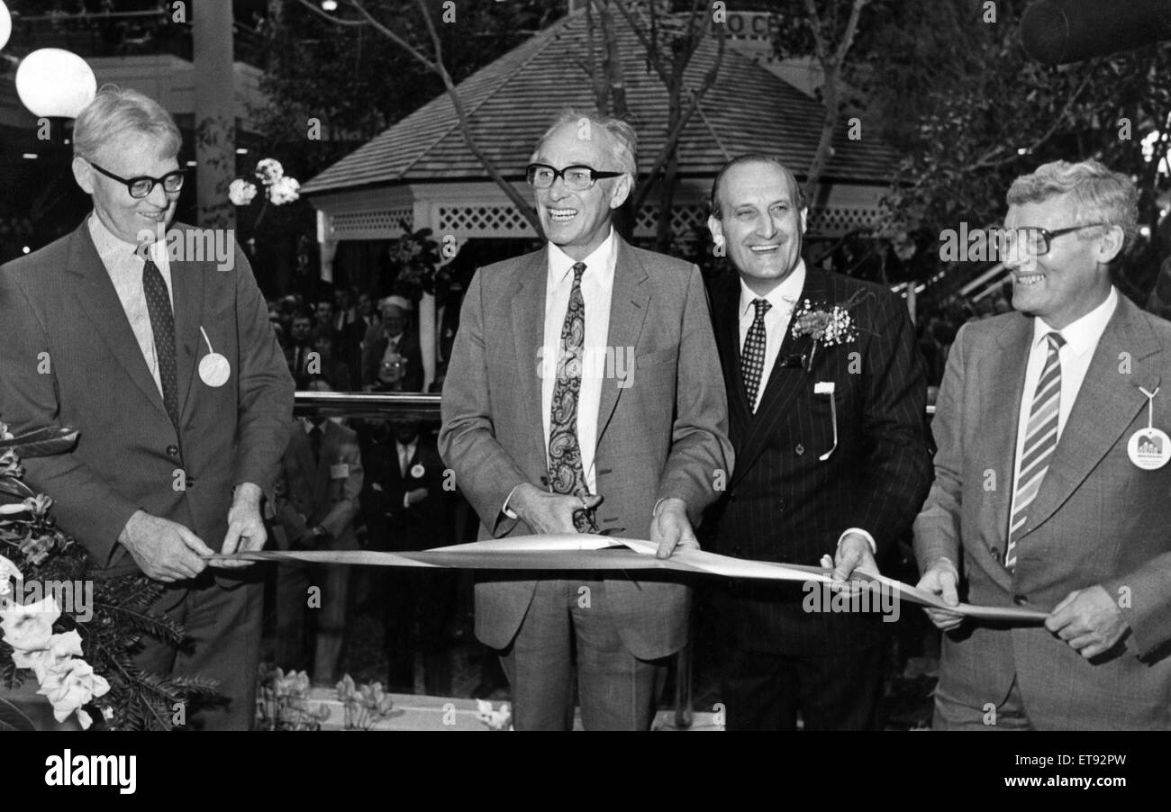 Nicholas ridley hi-res stock photography and images - Alamy