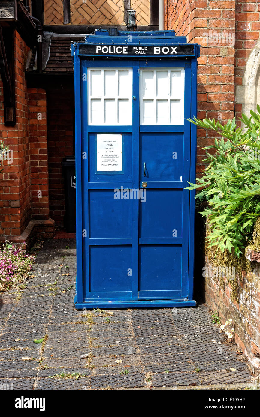 Blue Police Box Stock Photos & Blue Police Box Stock Images - Alamy