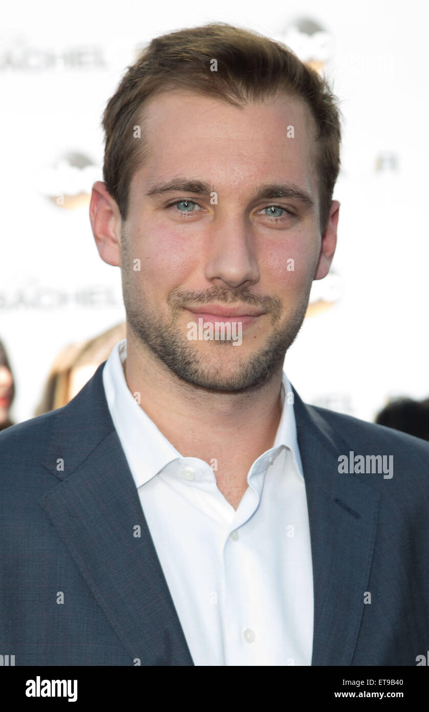 Premiere of ABC's 'The Bachelor' Season 19 at the Line 204 East Stages ...