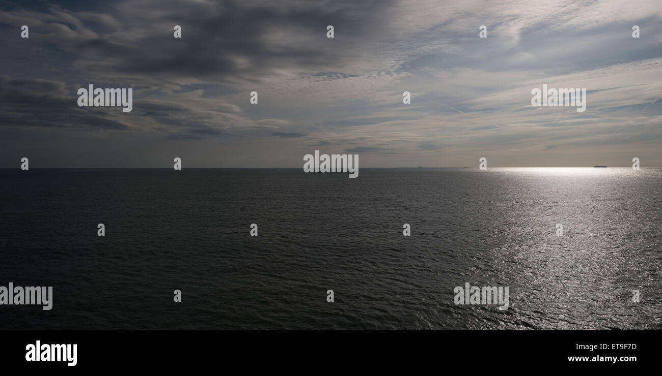 Across the english channel hi-res stock photography and images - Alamy