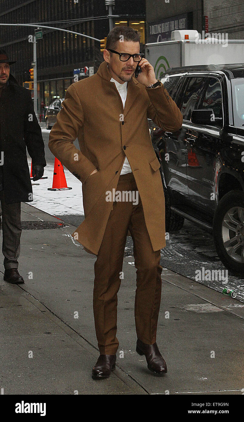 Celebrities outside the Ed Sullivan Theater, as they arrive for their ...