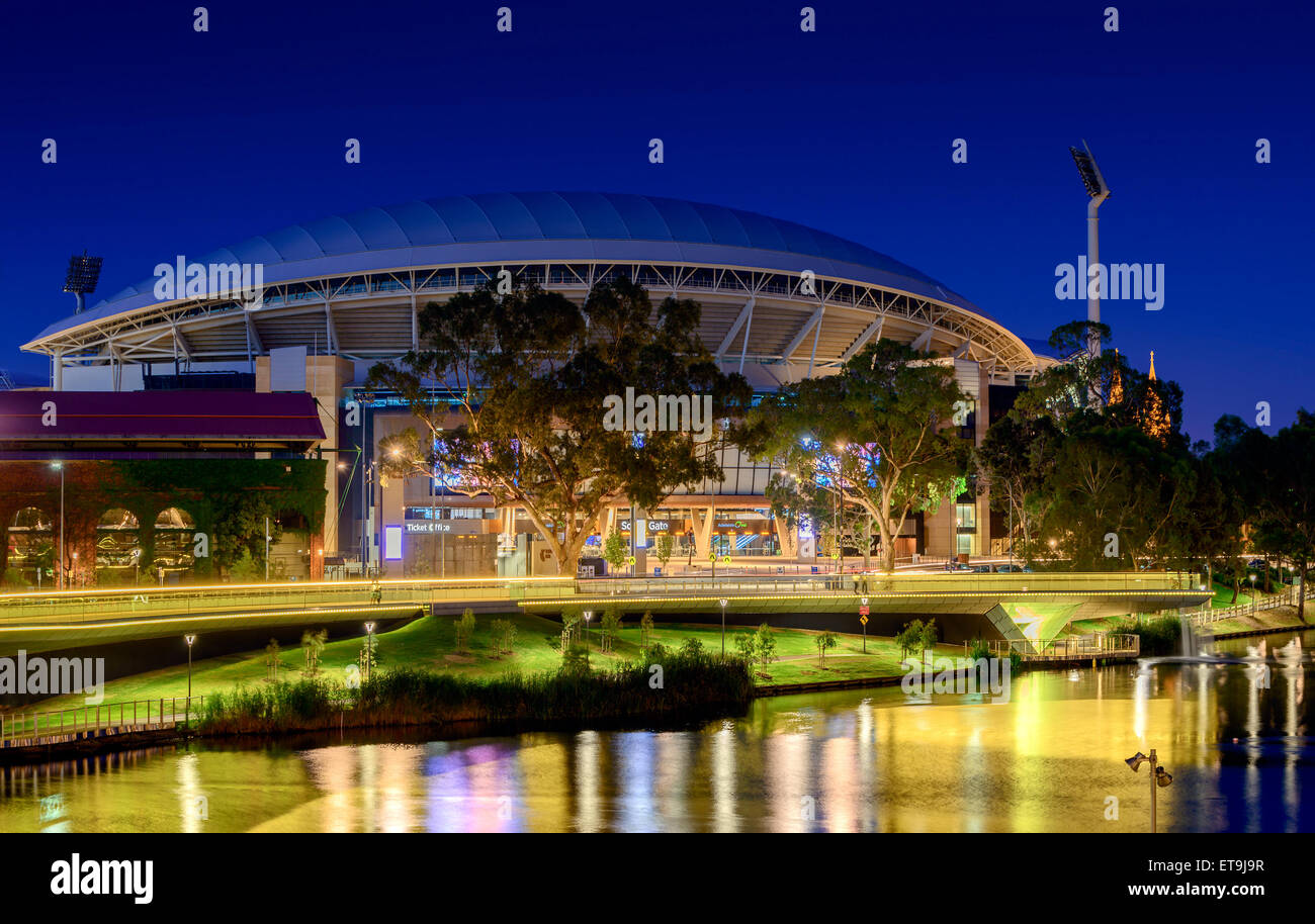 Adelaide oval bridge hi-res stock photography and images - Alamy