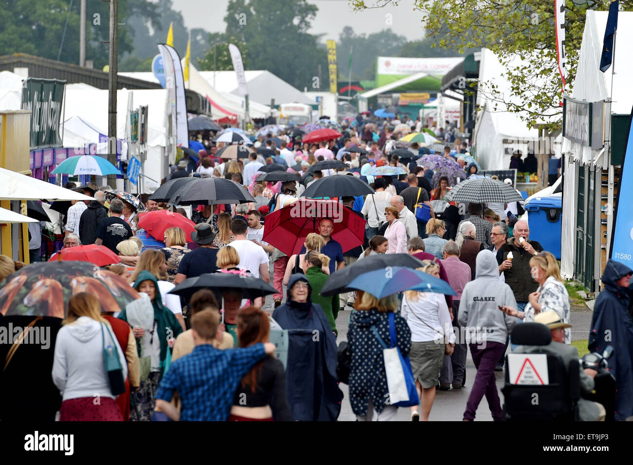 Rain show hi-res stock photography and images - Alamy