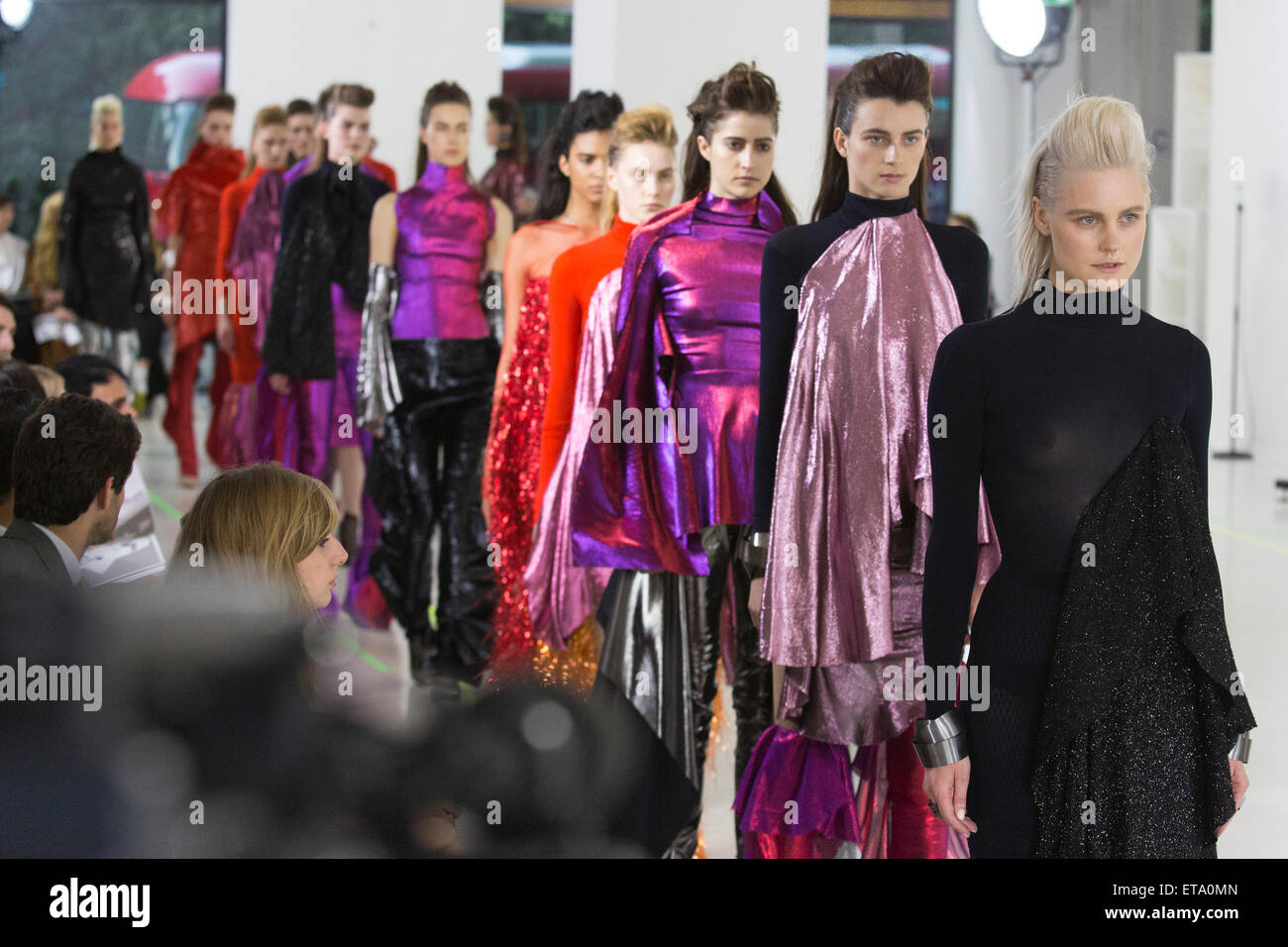 Royal fashion show hi-res stock photography and images - Alamy