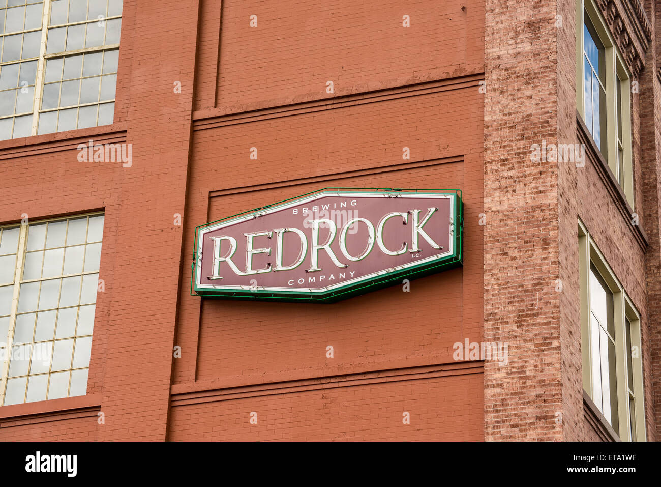 Red rock salt hi-res stock photography and images - Alamy