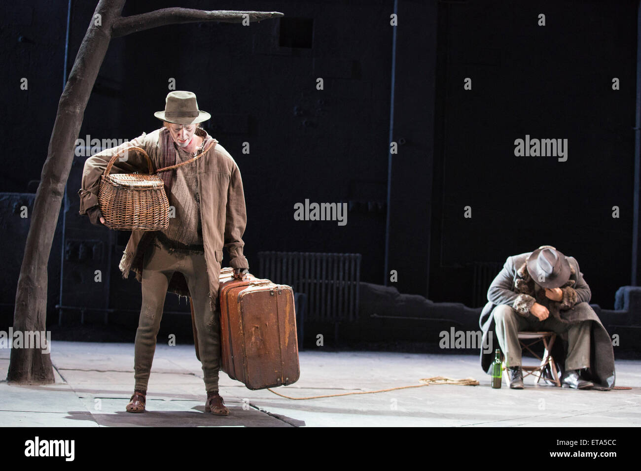 Luke Mullins as Lucky and Philip Quast as Pozzo. Actors Richard ...