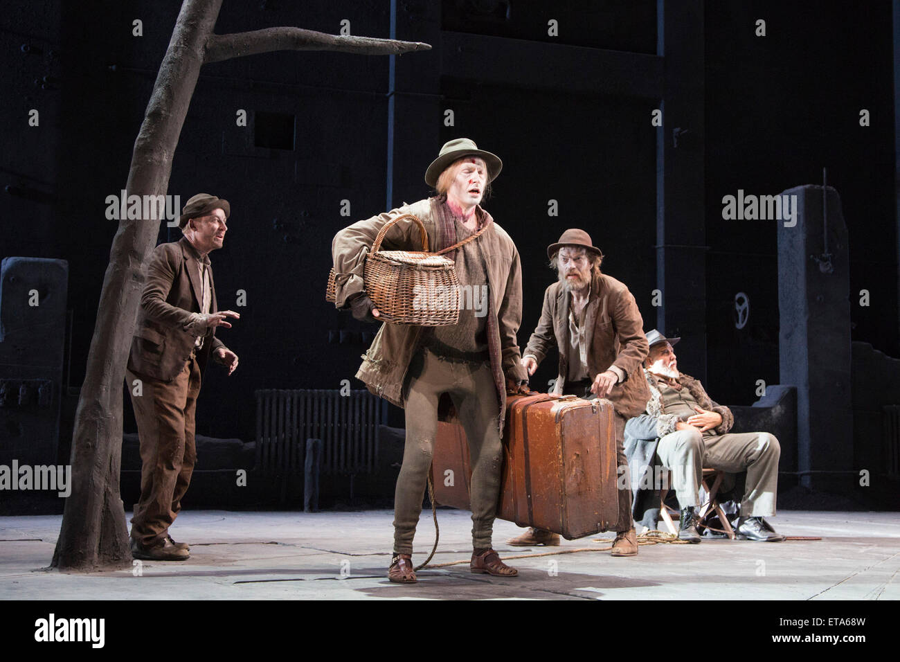 L-R: Richard Roxburgh as Estragon, Luke Mulllins as Lucky, Hugo Weaving ...