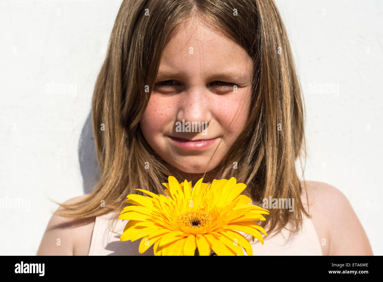 Preschool girl in summer hi-res stock photography and images - Alamy