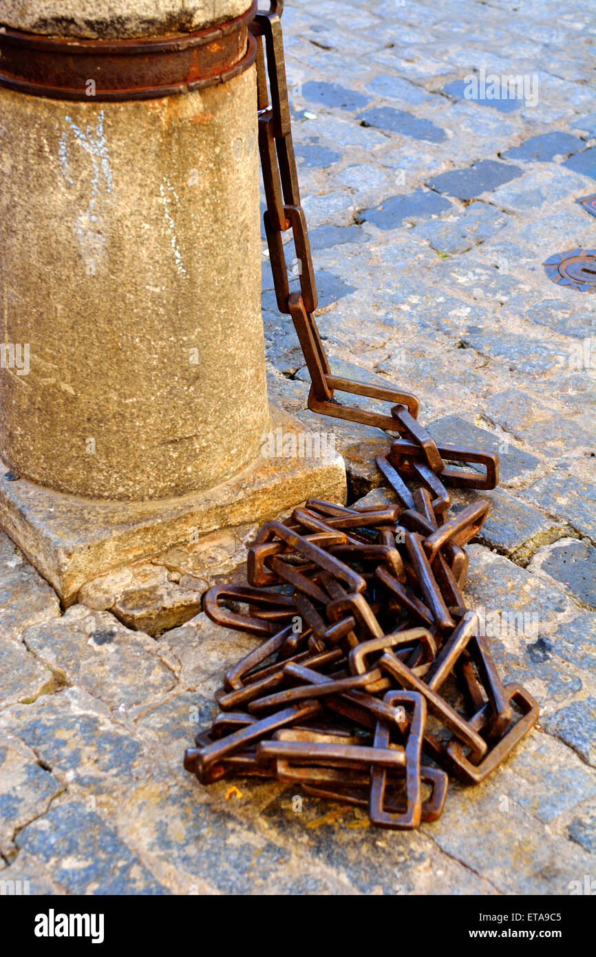 Square link chain and post Stock Photo - Alamy