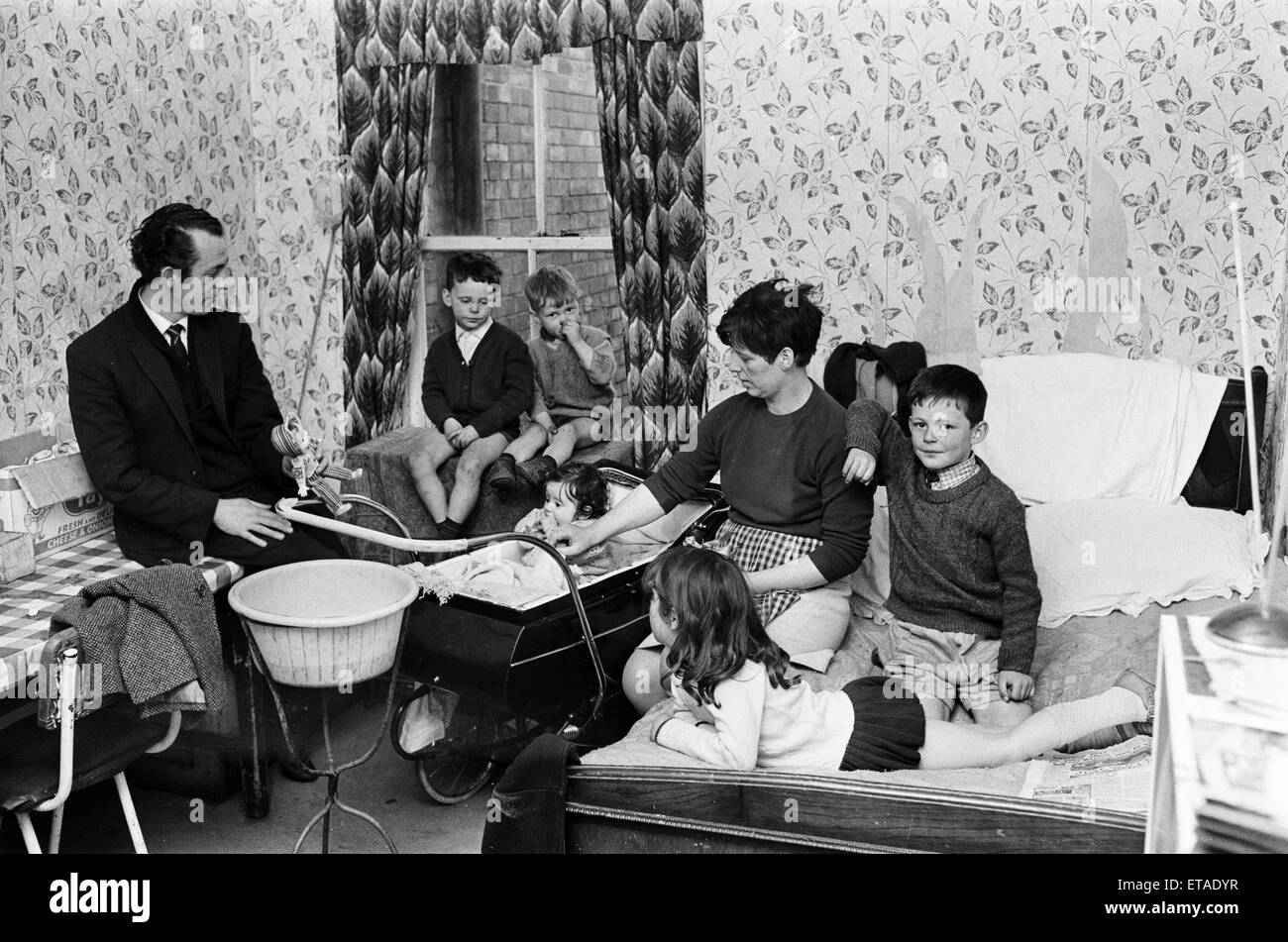 Ireland 1960s hi-res stock photography and images - Alamy