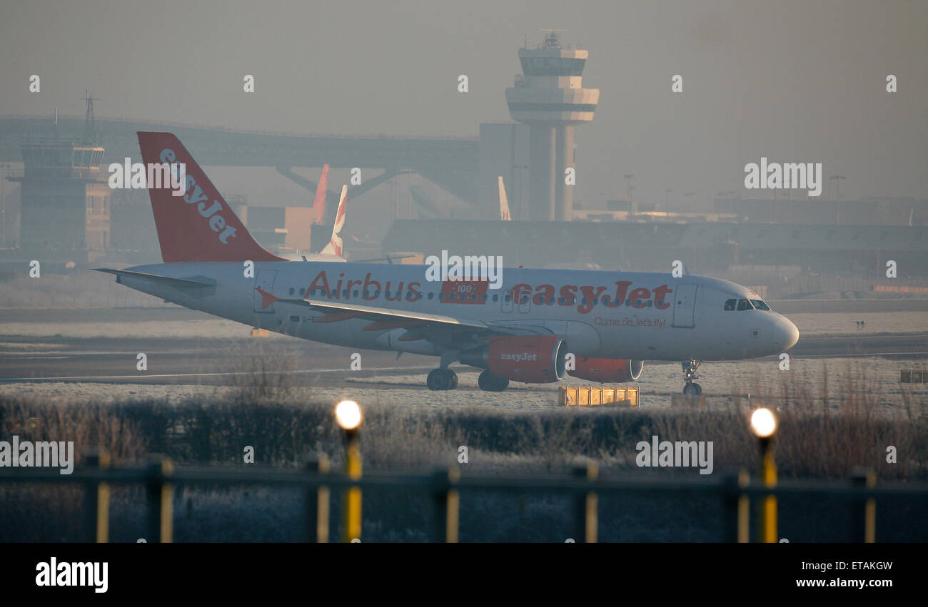 Aircraft take off and land at London's Gatwick Airport. Picture by ...