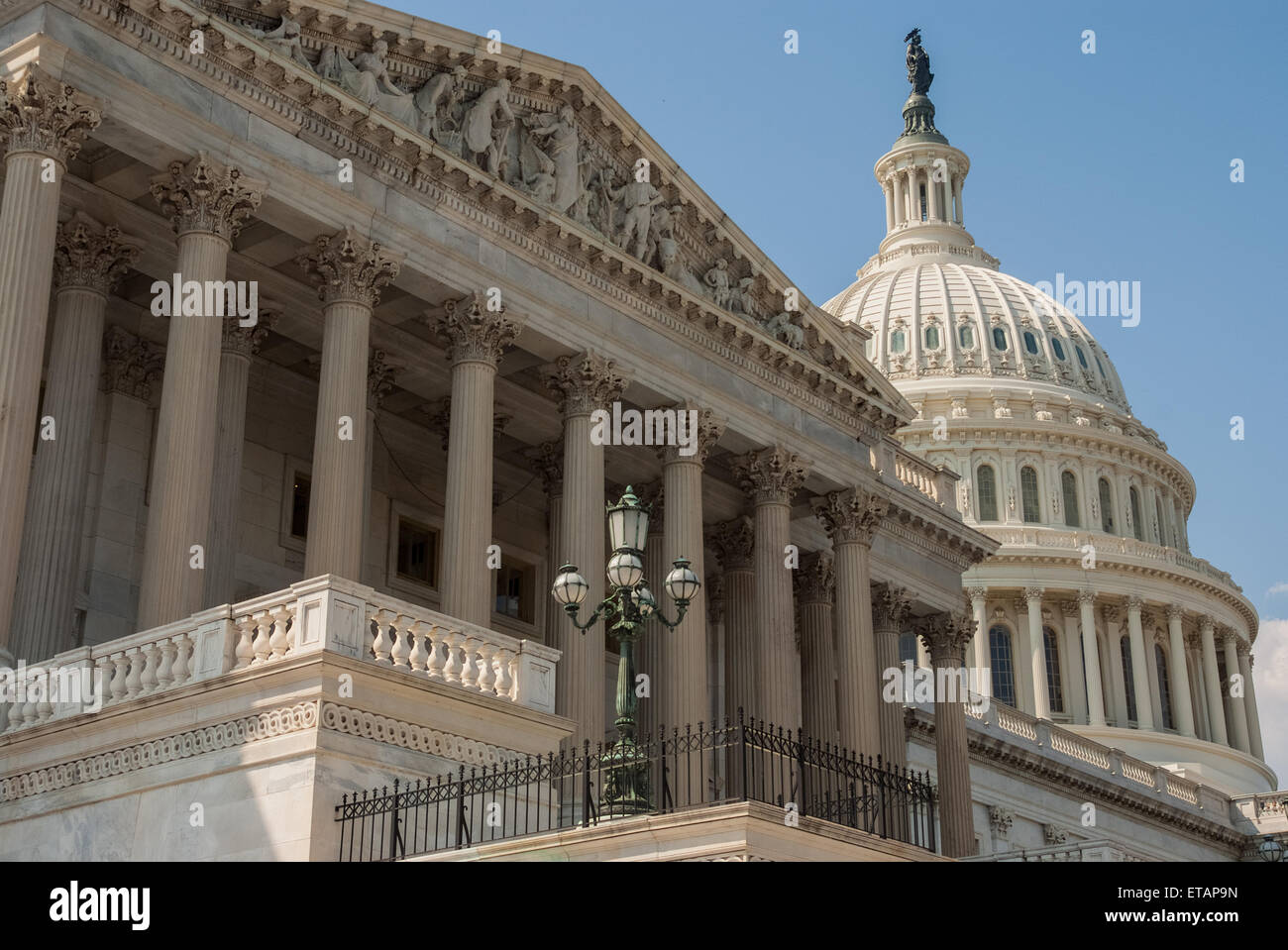 Freedom statue united states capitol hi-res stock photography and ...