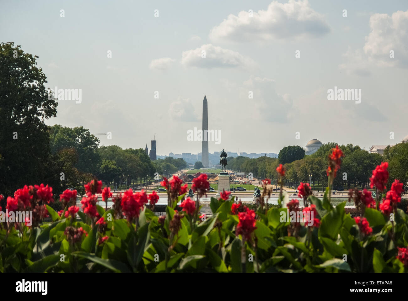 United States National Monument, National Mall, Washington, DC USA ...