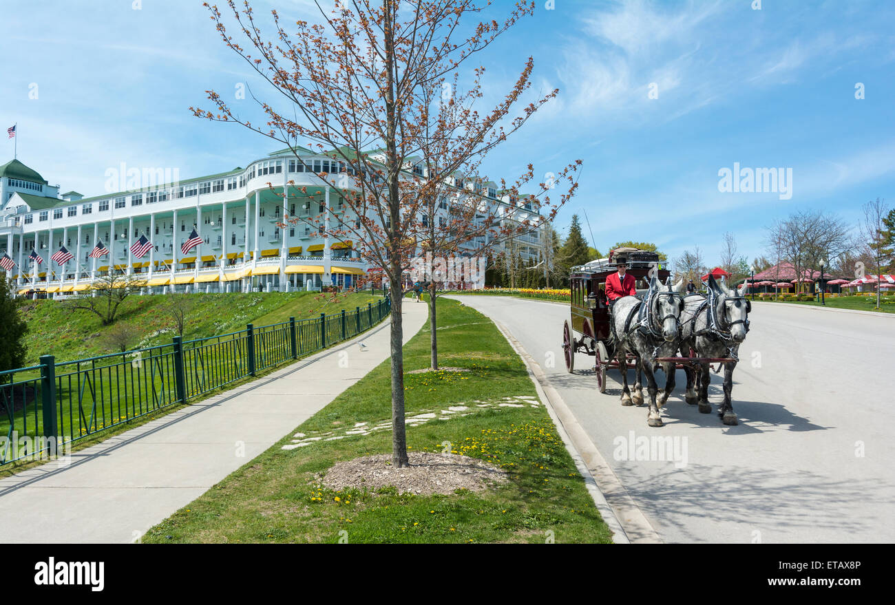 Michigan, Mackinac Island, Grand Hotel, opened 1887, horse-drawn ...