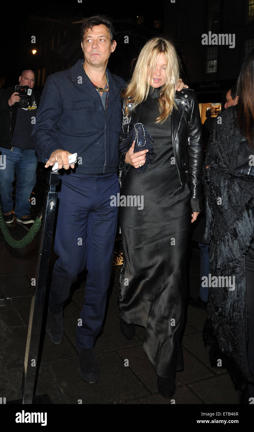 Kate Moss and Jamie Hince arrive at Claridges Featuring: Kate Moss ...